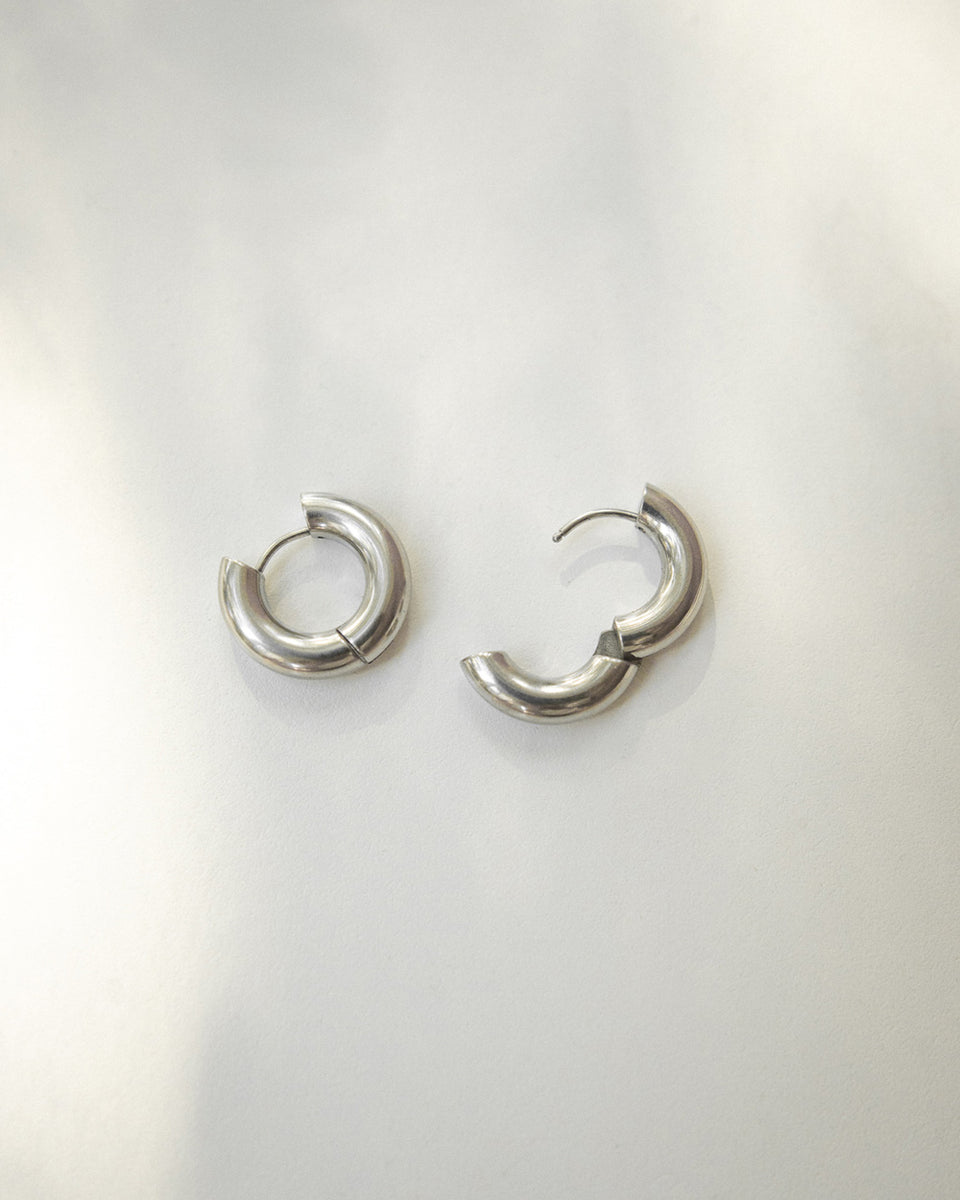 KIYO Clicker Hoops in Silver– The Hexad